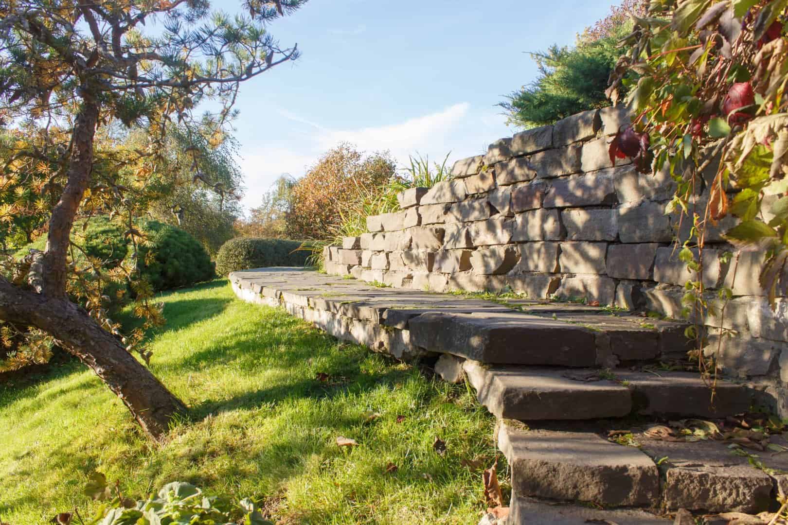 Steps to Fix a Retaining Wall that is Leaning
